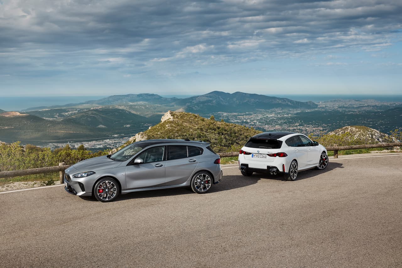 Nuevo BMW Serie 1 2024: un compacto con nuevo diseño, más motores y pantalla curva - OcasionPlus ...