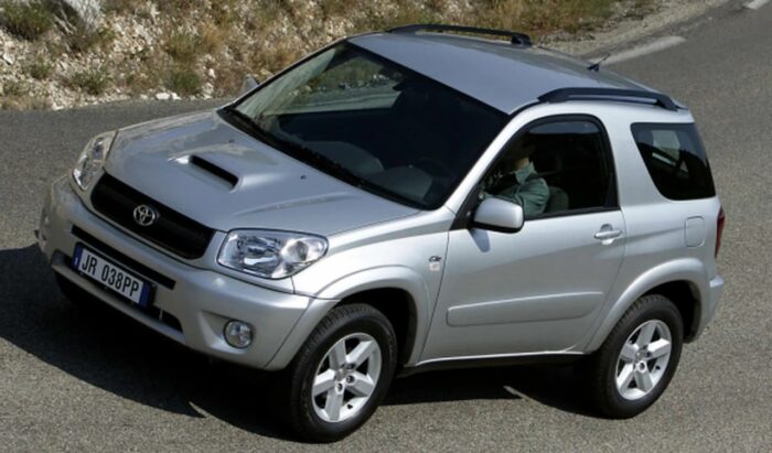 Historia del Toyota RAV4: 30 años y cinco generaciones - OcasionPlus Blog